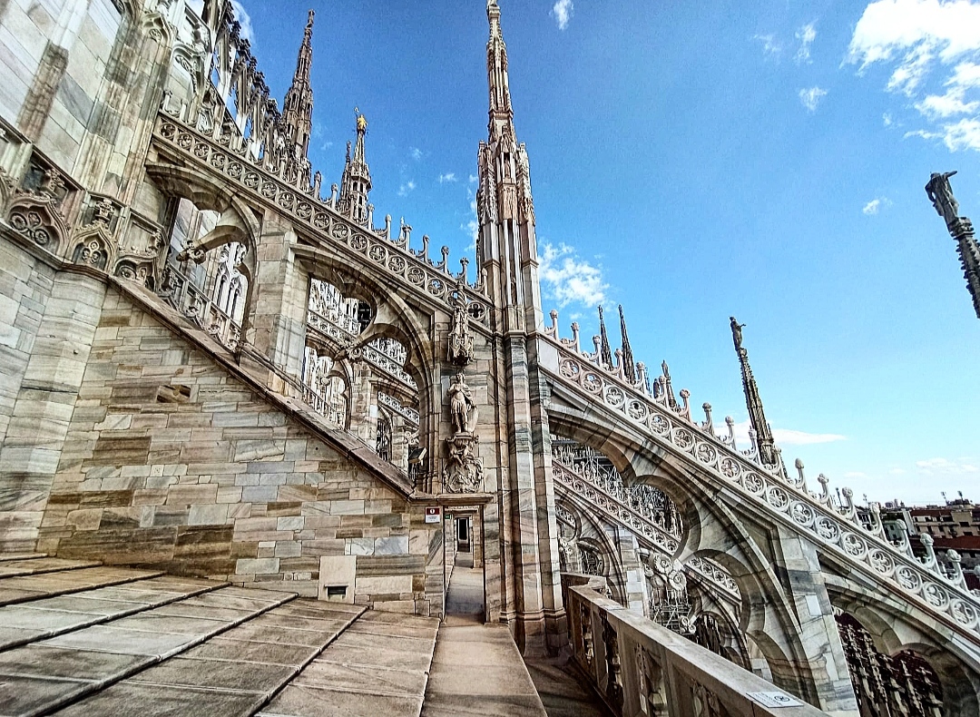 LE TERRAZZE DEL DUOMO DI MILANO – Viaggiconserena